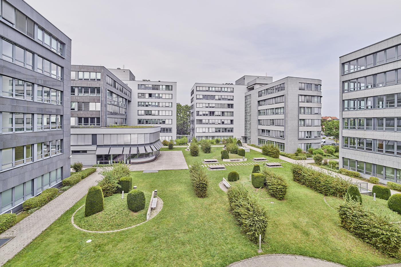 New commission: “Le Byro” in Neu-Isenburg | Studio Gourdin – Wayfinding ...